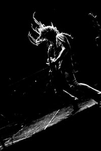 Moneen - ThePunkSite.com